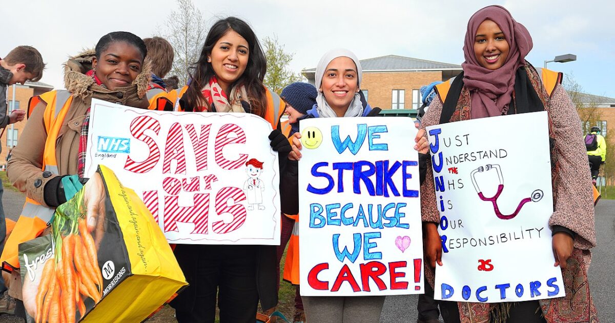 Raising Issues of War and Peace on the Picket Line | Stop the War